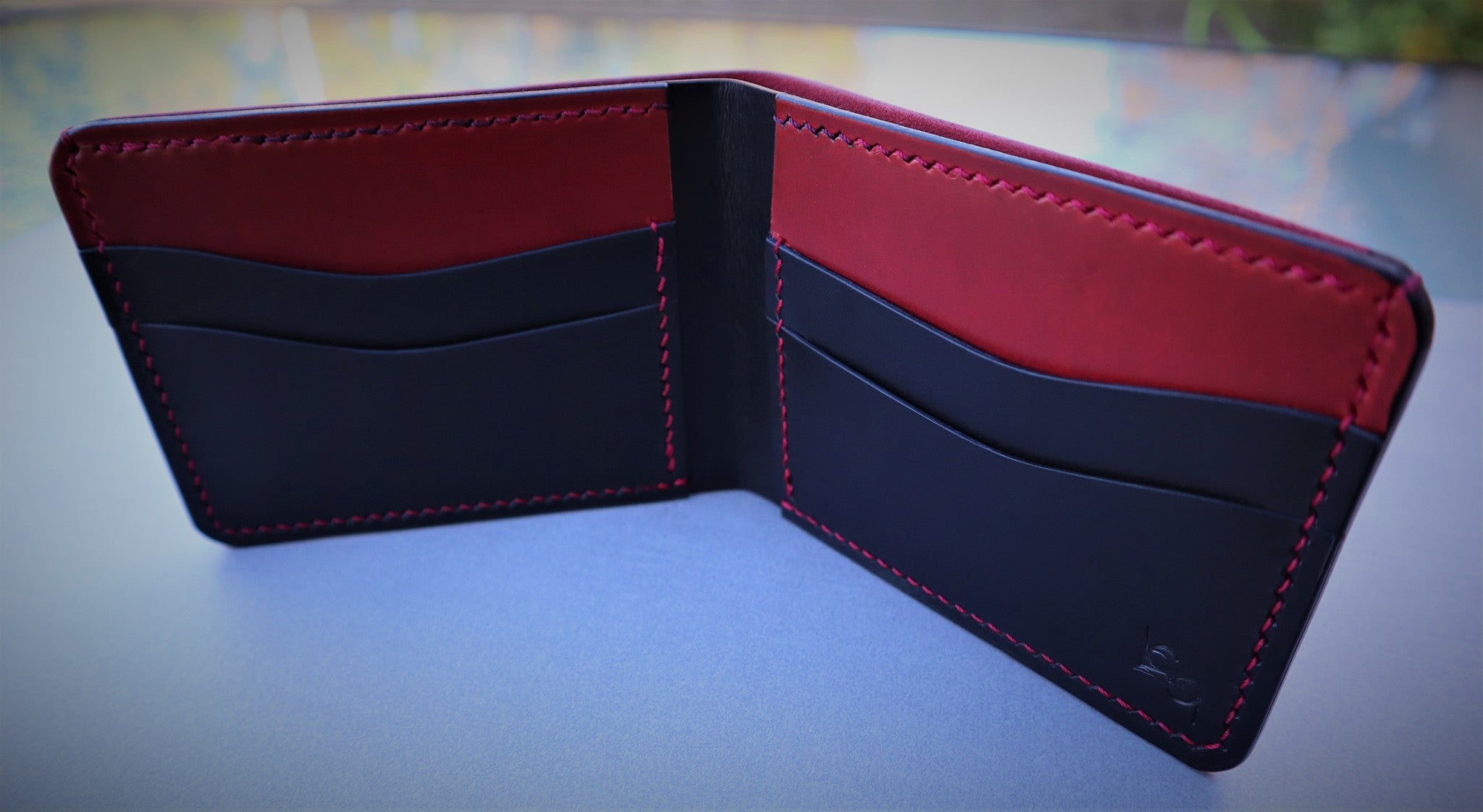 The Classic Wallet – Last Stone Leather